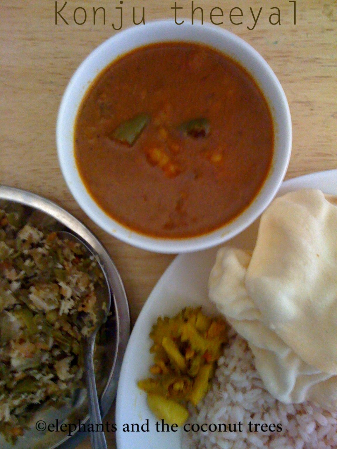 Nadan konju theeyal / Chemmeen theeyal / Shrimp in coconut & tamarind ...