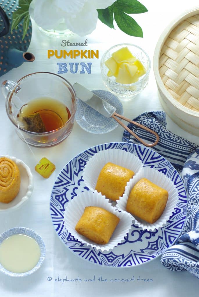 Steamed pumpkin bun